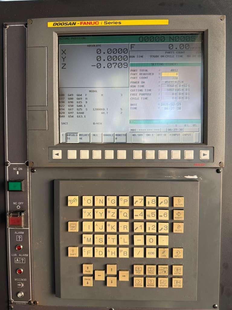 Used DOOSAN DNM-500 For Sale 112904 | Machine Hub